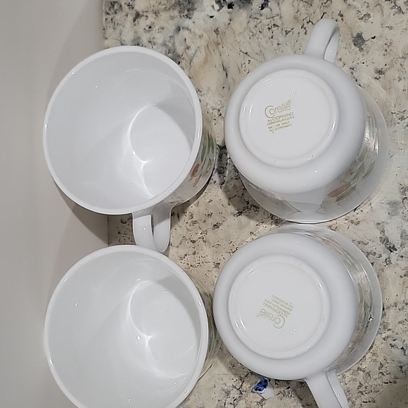 Corelle | Dining | Vintage Corelle Corning Strawberry Sunday 8oz Tea ...